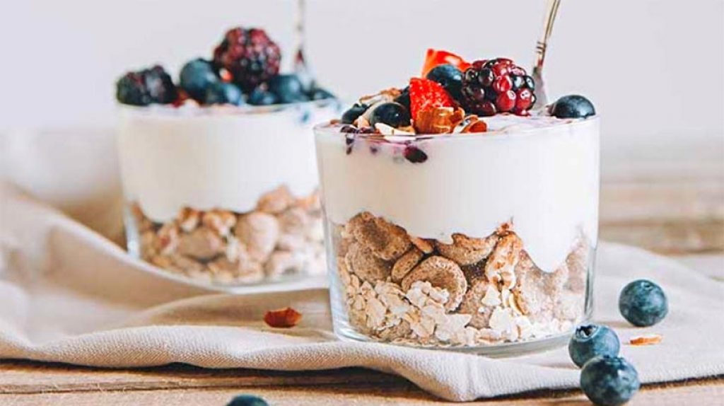 Yogurt: 5 Different Types & Their 3 Main Health Benefits